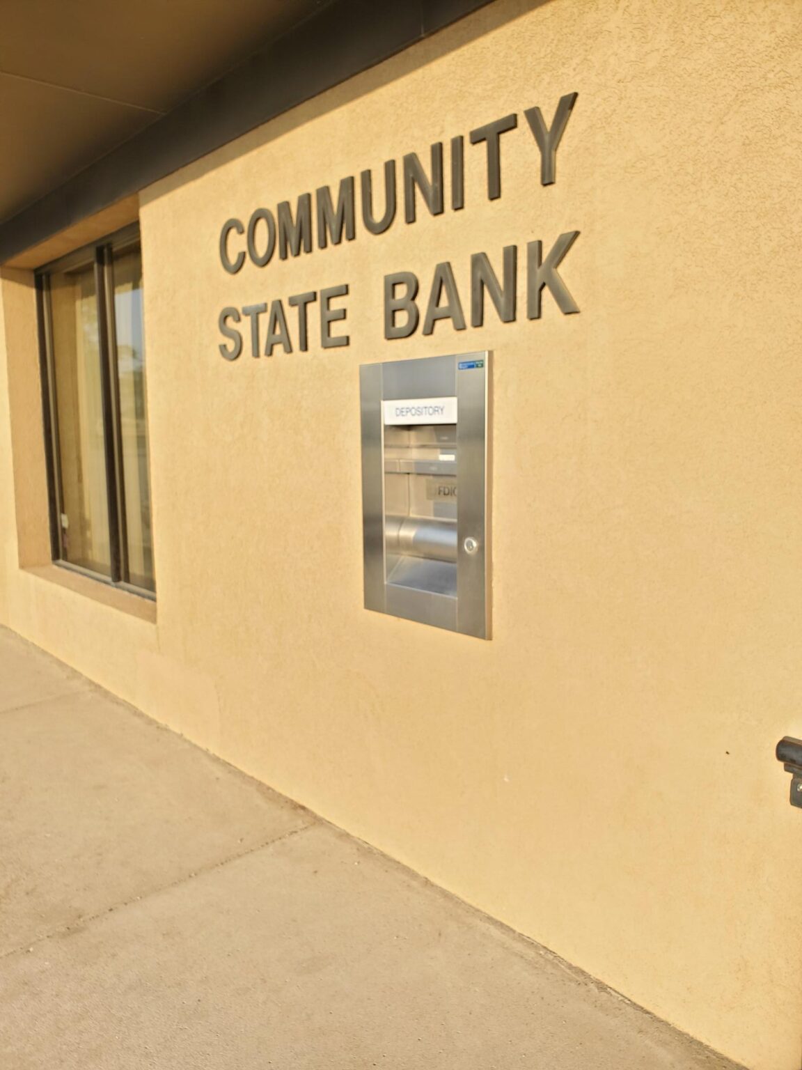Location and Hours – Community State Bank